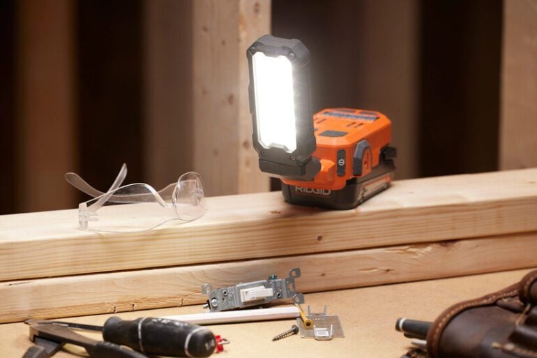 Ridgid 18V Cordless Work Lights - Pro Tool Reviews