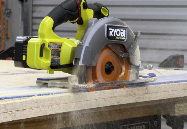 Ryobi 18V Cordless 7-1/4 in Circular Saw Review