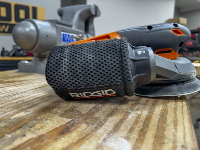 Ridgid 18V SubCompact 5-inch Random Orbit Sander Review R870651 - Pro ...