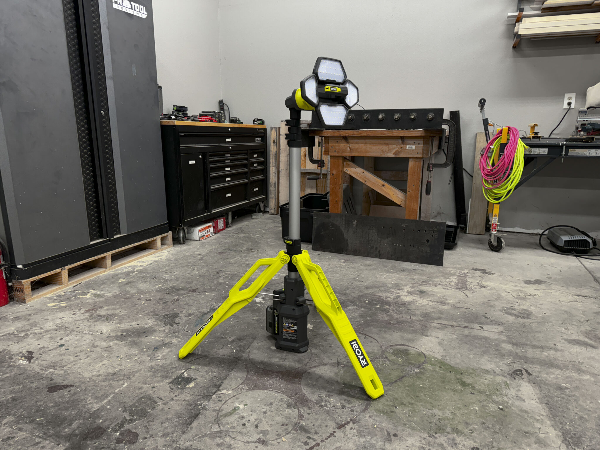 Ryobi TriPower Tripod Tower Light Review - Pro Tool Reviews