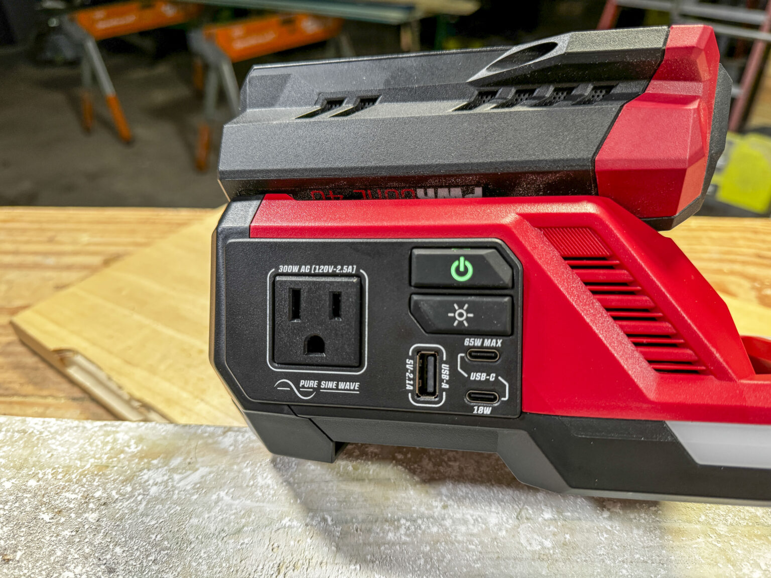Skil PWRCore 40 300-Watt Battery Inverter Review - Pro Tool Reviews