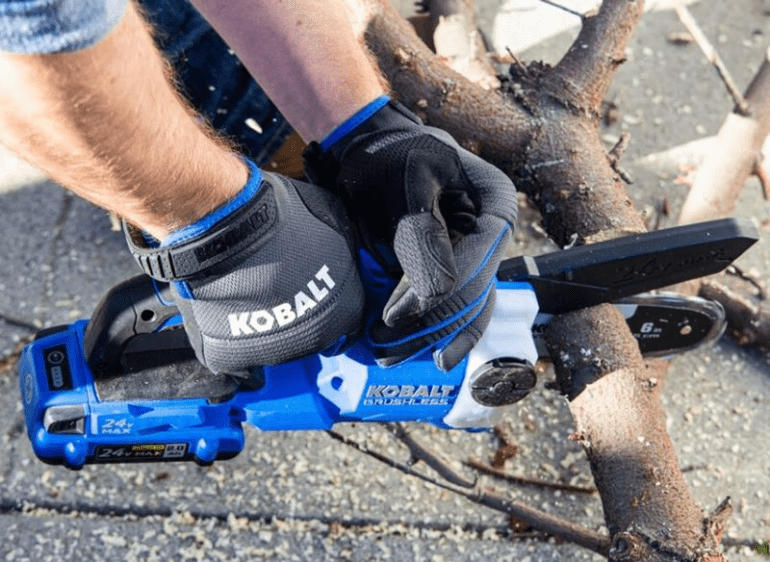 Best Mini Chainsaw for Pros and Homeowners - Pro Tool Reviews
