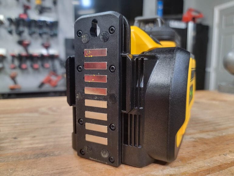 DeWalt 20V Max XR High Precision 3x360 Line Laser Level Review ...