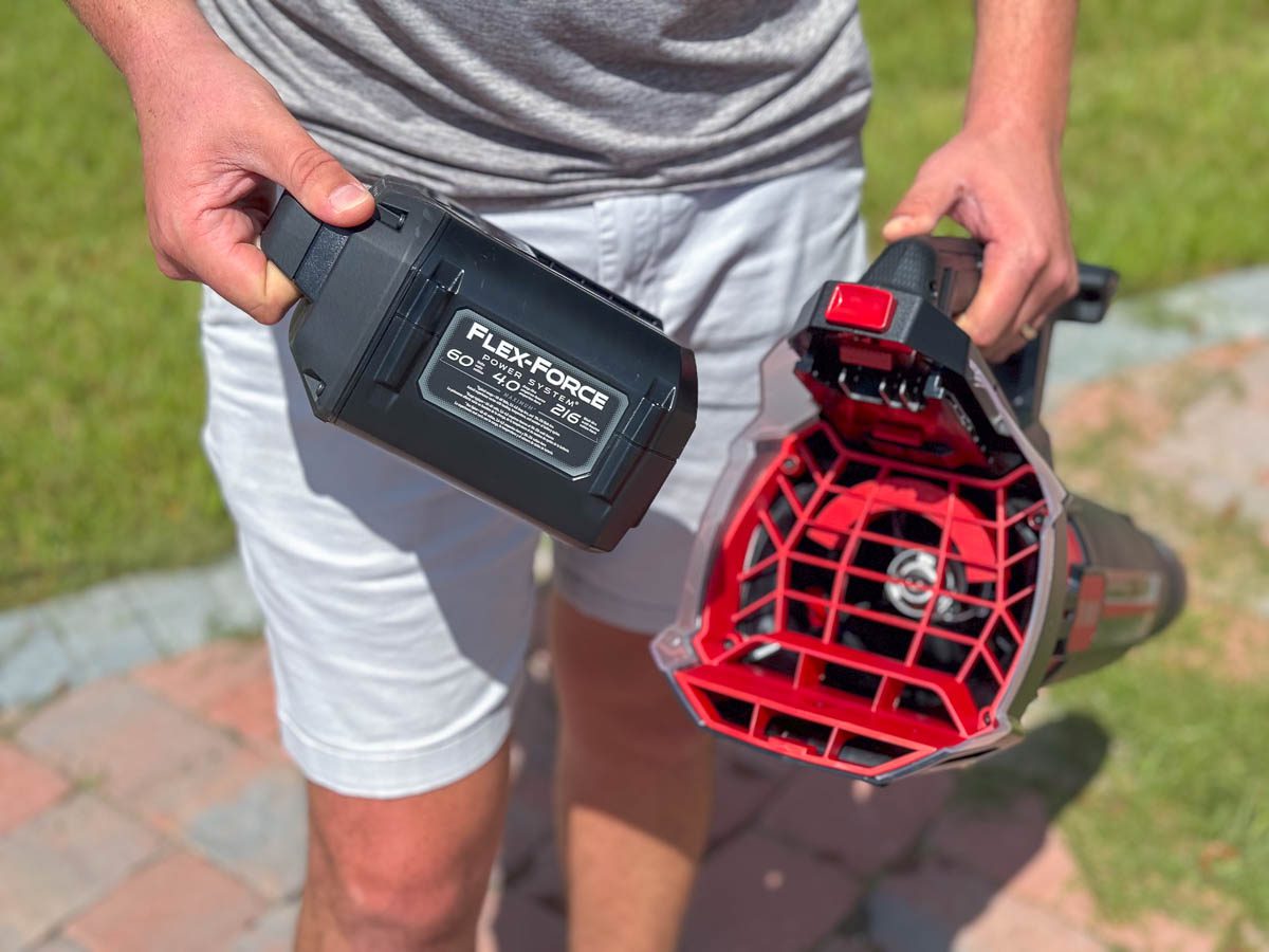 Toro 60V 900 CFM Leaf Blower Review - Pro Tool Reviews