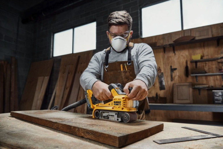 Top Woodworking and Carpentry Tools You Don't Want To Miss! - Pro Tool ...