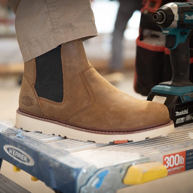 Best New Workwear for Contractors and Tradesmen: Spring 2025 - Pro Tool ...