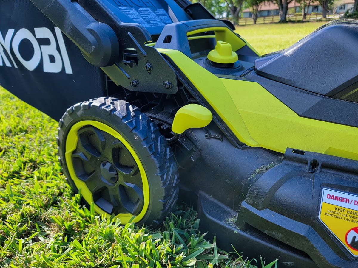 Review: Ryobi's Best Self-Propelled Lawn Mower Ever! - Pro Tool Reviews