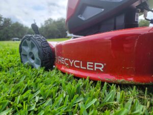 Toro 60V 22-Inch Self-Propelled Lawn Mower Review 21469 - Pro Tool Reviews