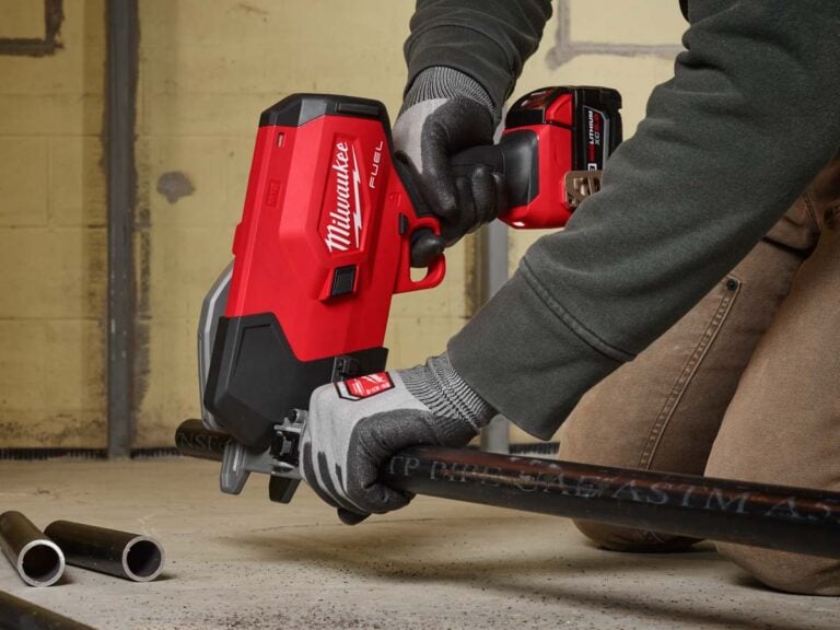 Milwaukee M18 Fuel Steel Pipe Cutter - Pro Tool Reviews