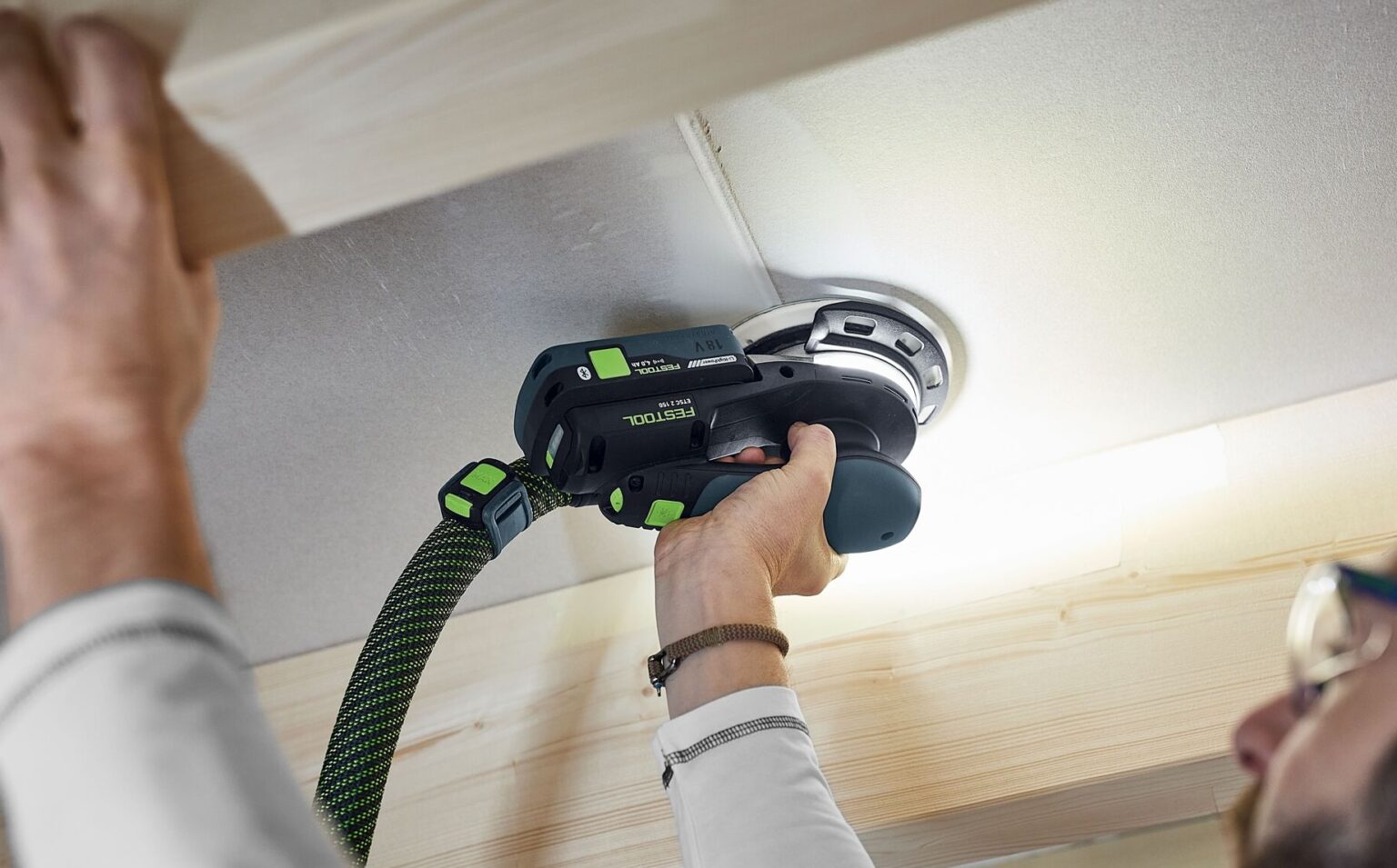 Festool Cordless Random Orbital Sander Lights Up Your Project
