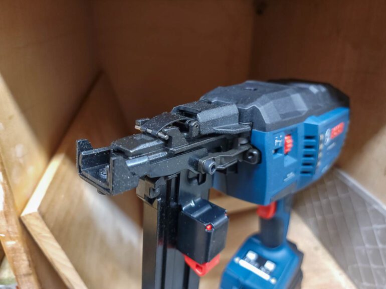 Barrier Breaker: Bosch Cordless 7/16-inch Medium Crown Stapler - Pro ...