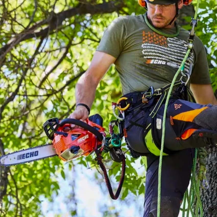 Best Battery-Powered Chainsaws for Pros and Homeowners