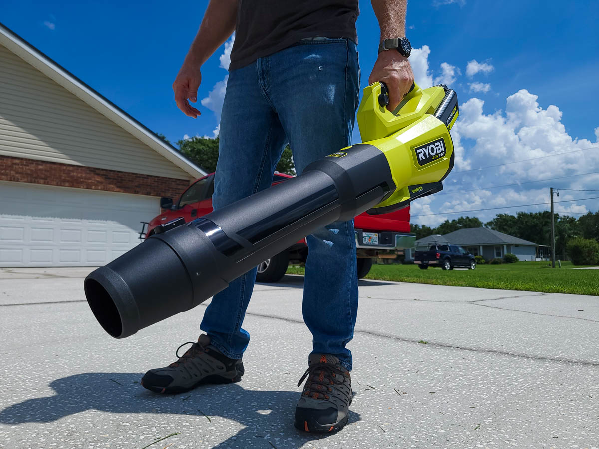 Review: Ryobi 40V 800 CFM Leaf Blower RY40HPLB01 - Pro Tool Reviews