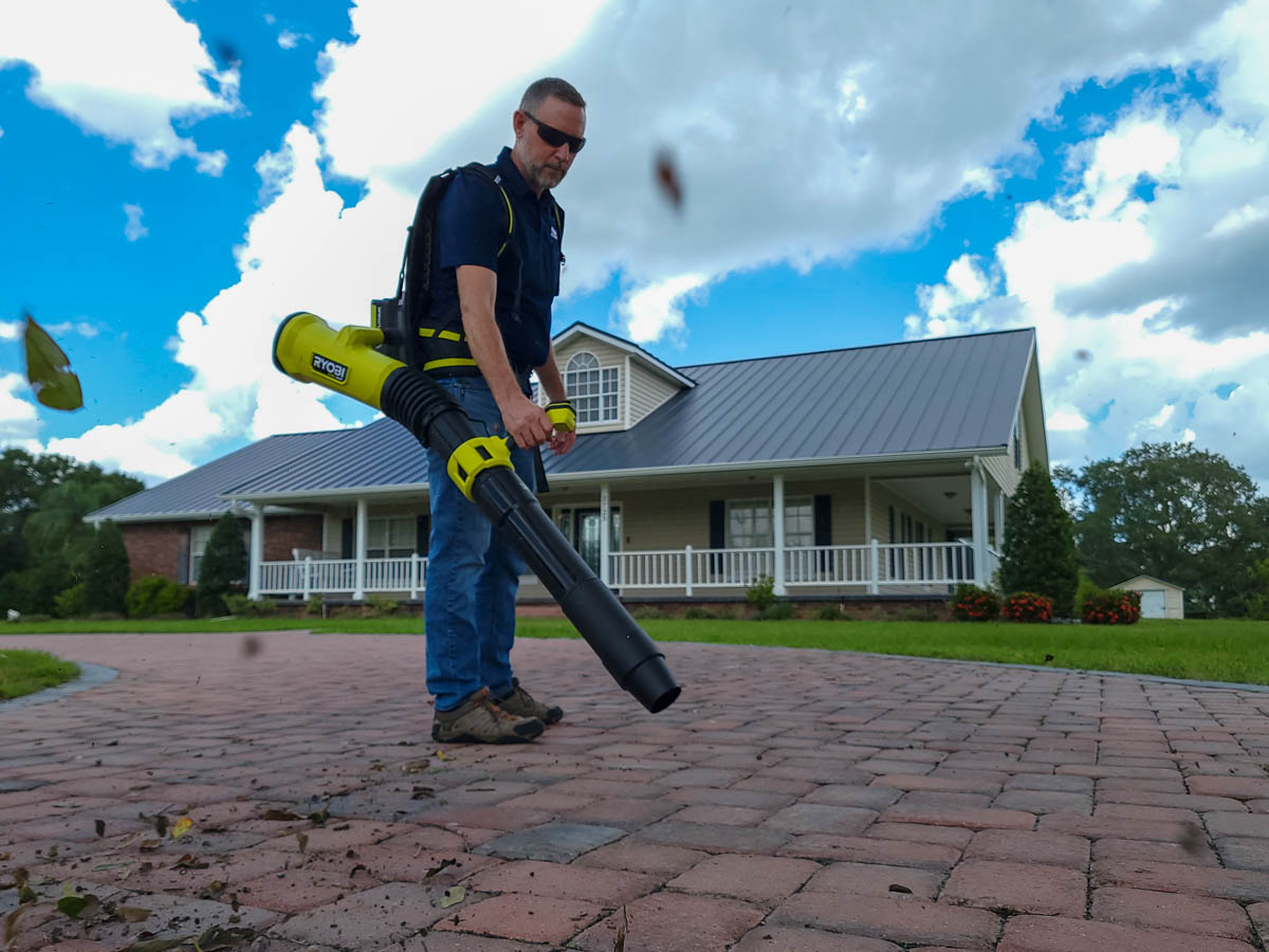 Review: Ryobi 40V HP Brushless 850 CFM Backpack Blower - Pro Tool Reviews