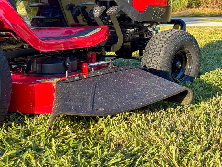Snapper T42 Lawn Tractor Review: Tougher than the Competition - Pro ...