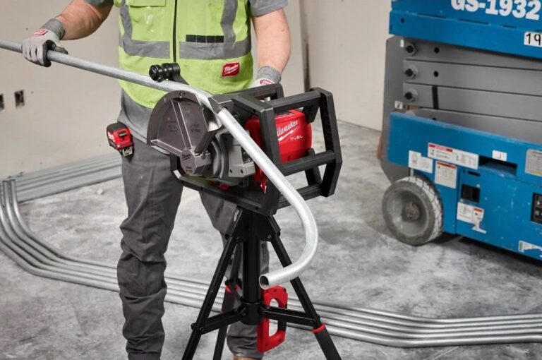 Milwaukee M18 Fuel Branch Conduit Bender: Less Pain, All Gain - Pro ...