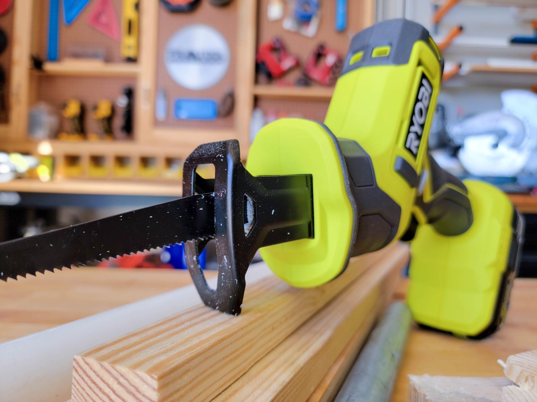Ryobi PCL510: The Budget-Friendly One-Hand Reciprocating Saw