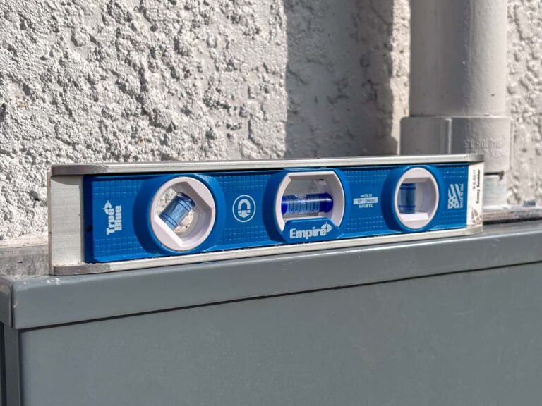 Best Bubble Levels for Construction, Remodeling, and DIY Projects - Pro ...