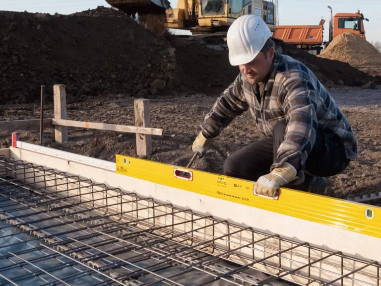 Best Bubble Levels for Construction, Remodeling, and DIY Projects - Pro ...