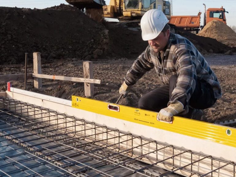 Best Bubble Levels for Construction, Remodeling, and DIY Projects - Pro ...