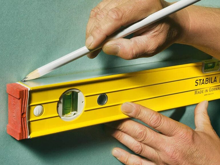 Best Bubble Levels for Construction, Remodeling, and DIY Projects - Pro ...
