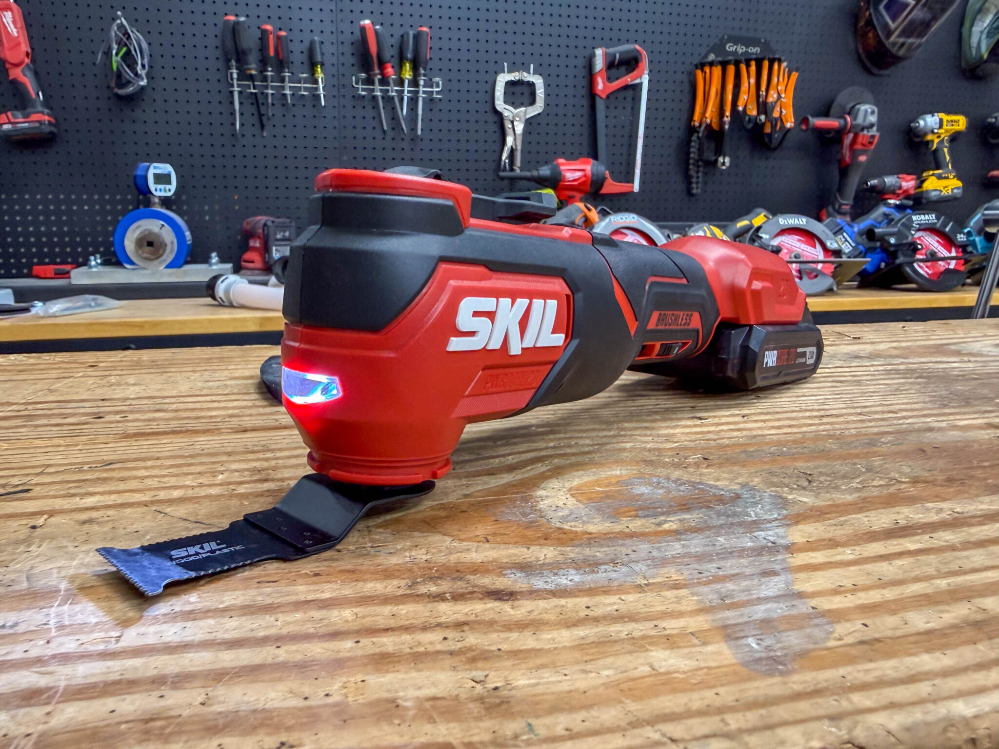 Skil 20V Brushless Oscillating Multi-Tool OS5920 Review - Pro Tool Reviews